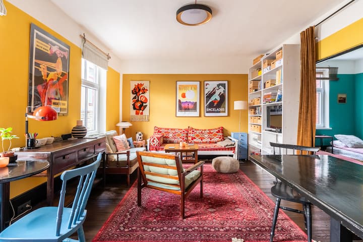 Colorful Hipster Home For Friends Or Family - Tallinn