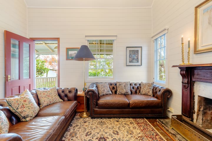Stella Ann Is A Period House In The Heart Of Kv! - South Coast