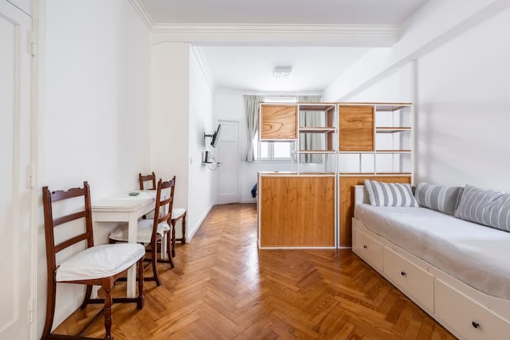 Departamento Impecable En Centro De Buenos Aires - Argentina