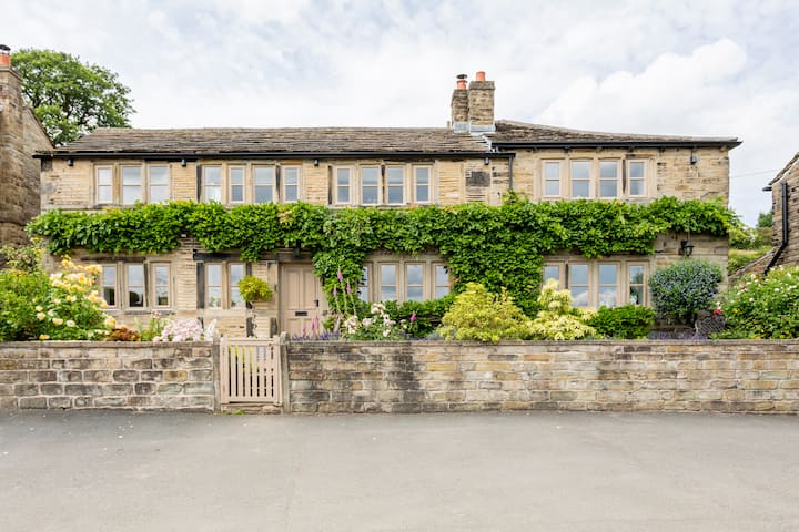 Woodlea Cottage - Huddersfield