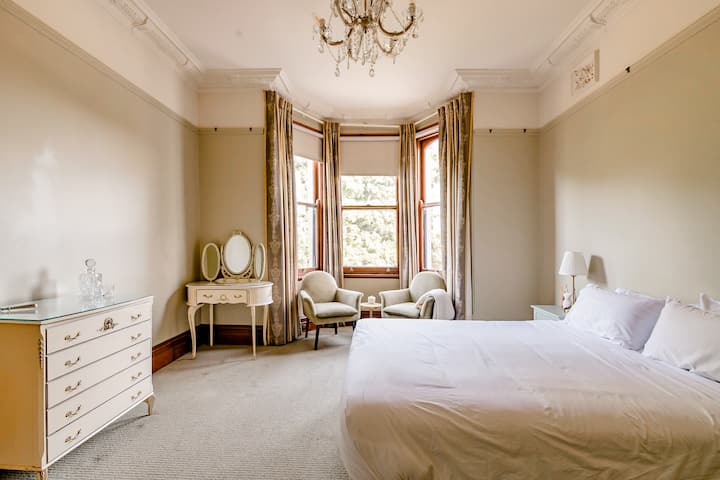 Luxury Apartment in Mansion - Apartments for Rent in Islington, New ...