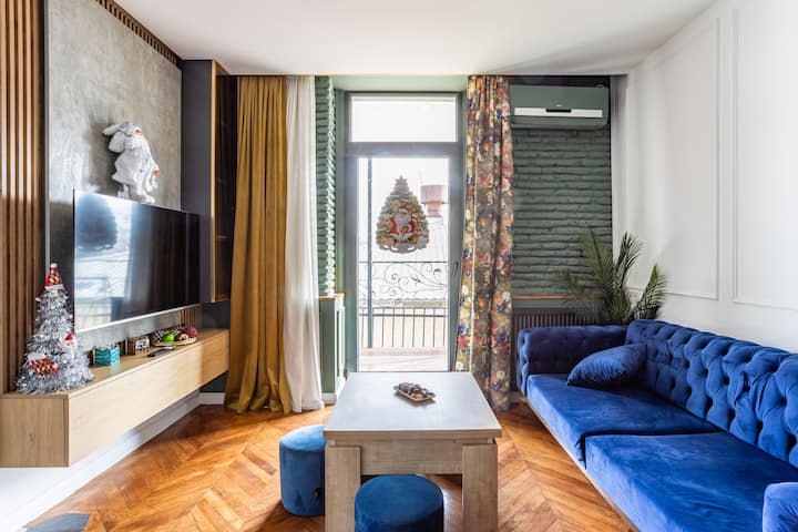 Cozy Corner In Old Tbilisi I - Tbilisi