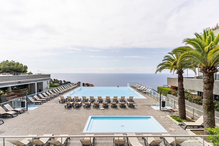 28m2 - 1ch, Piscine, Parking, 5’min Monaco - Èze
