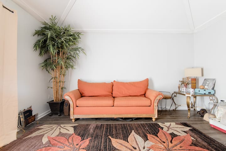 Master Suite Near Busch Gardens! - Tampa, FL
