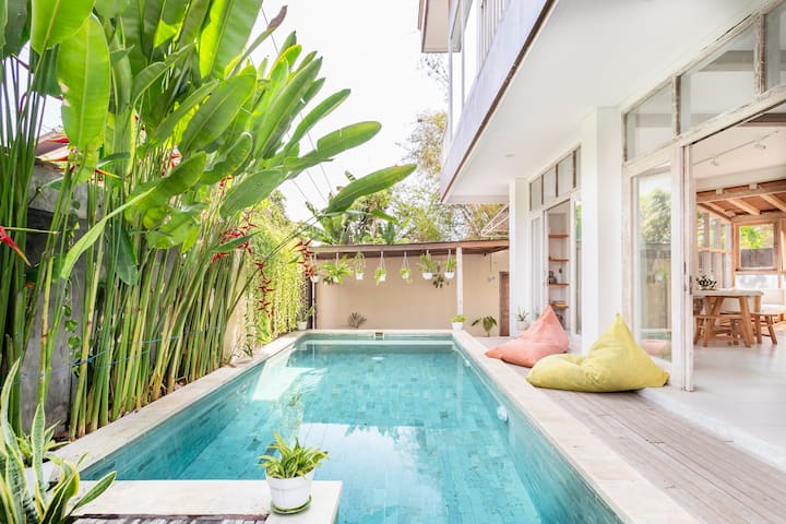 *Price Drop!* Tropical Boho House In Nusa Dua - Bualu