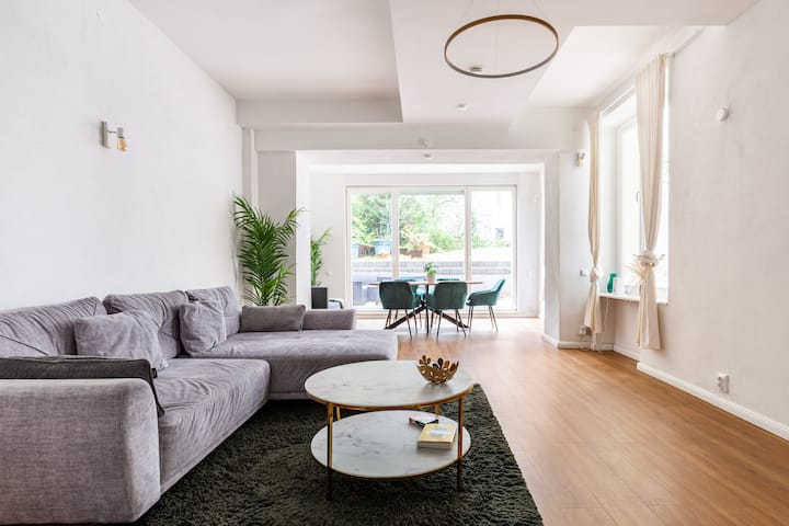 Global Living: Central| Projector| Kitchen| Patio - Berlín