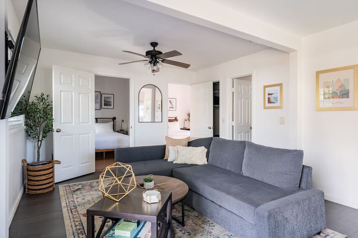 Private Home + Yard—mins To Zoo Balboa Dt Beach Np - San Diego, CA