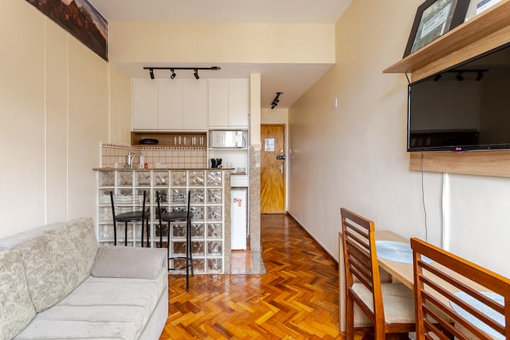 Apto Copacabana 300m Praia/150m Metrô - Copacabana