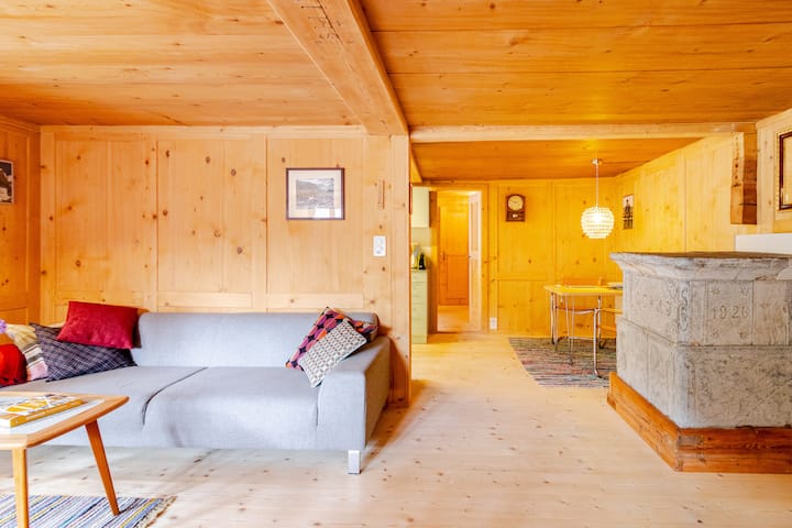 Geräumige, Stilvolle Wohnung Hengert 32 In Ernen - Fiesch