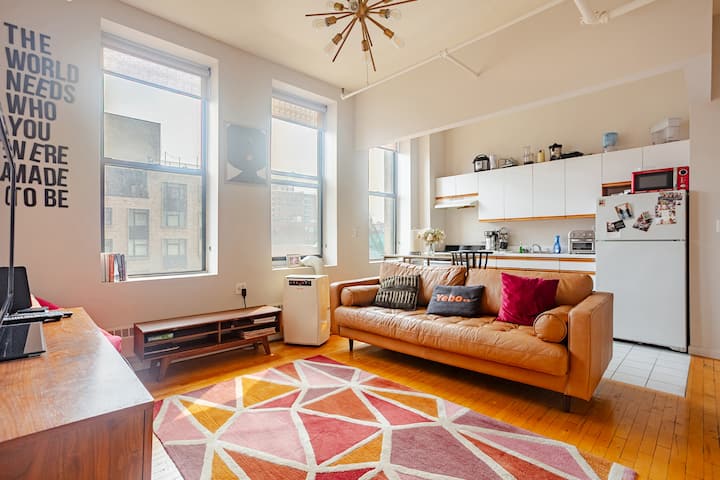 Sunny, Newly Redecorated Apt In Hip Brooklyn Area - Brooklyn, NY