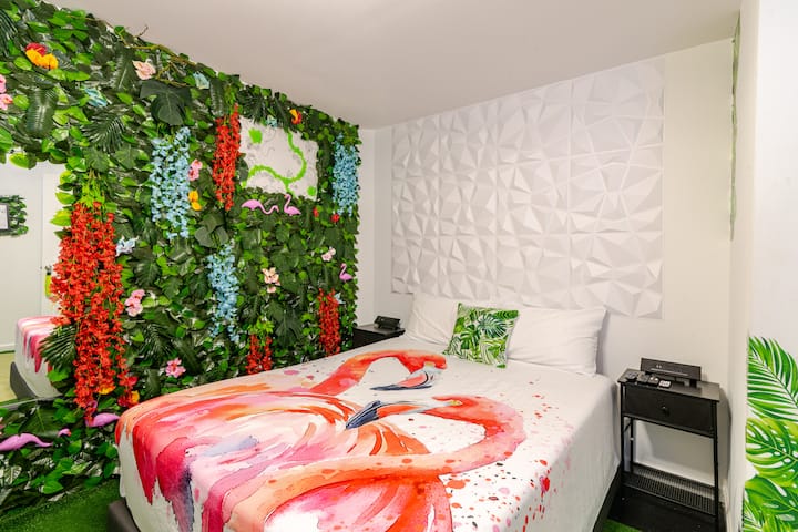 Games & Suite - Pvt Entrance Basement - Charlotte, NC