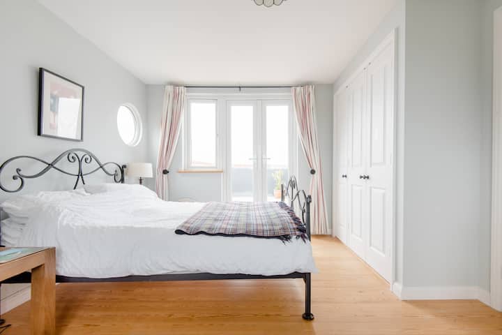 Seal Cottage, Walk To The Sea. - Selsey