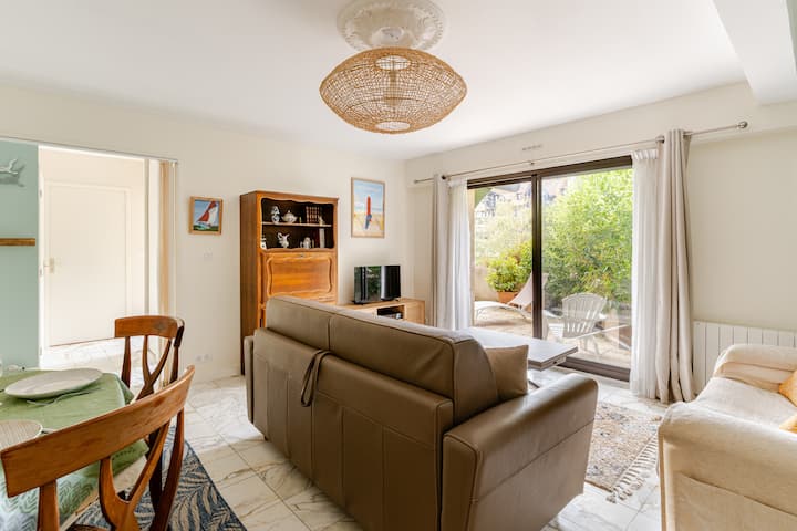 Côté Jardin, Terrasse Calme Cosy - Deauville