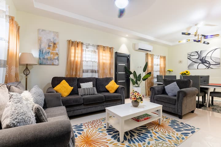 Breathtaking Oceanview Hot-tub, Pool & Roof Access - Ocho Rios