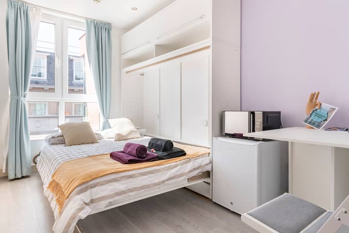 Room With Private Bathroom In Liverpool Citycentre - Birkenhead
