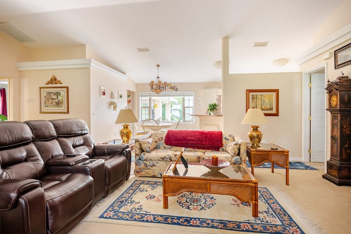 3/2,  1800 Sq Ft,   Pets,  Wec 11 Miles,  Private - Ocala, FL