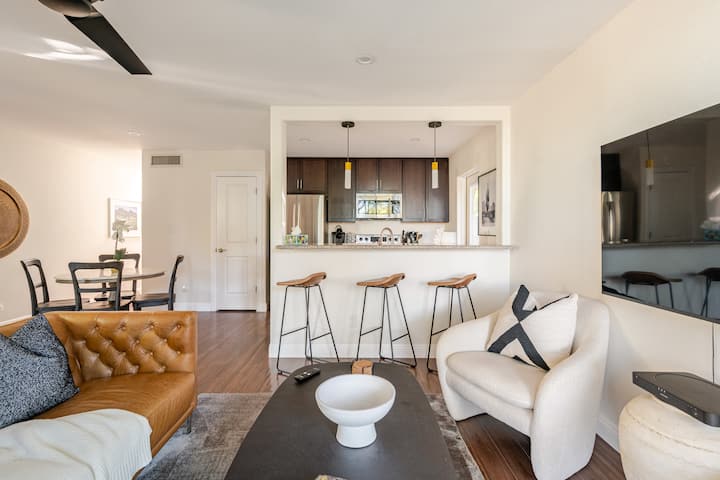 Luxury Designer Retreat - Phoenix, AZ