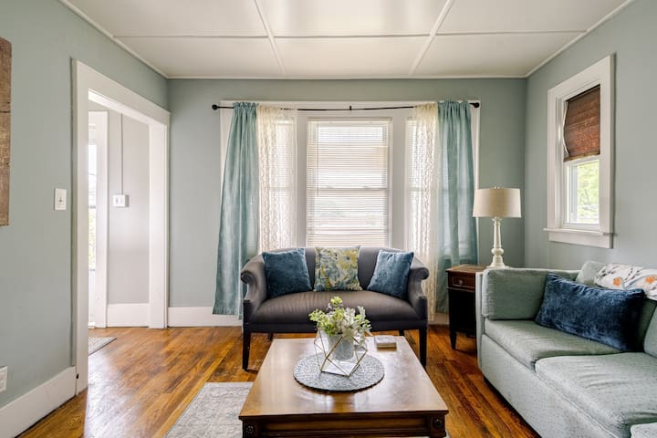 3 Bedroom Flat Centrally Located - Syracuse, NY