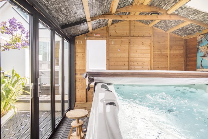 Empress Tree Cottage With 3x2 Mt Hot Tub - Bournemouth