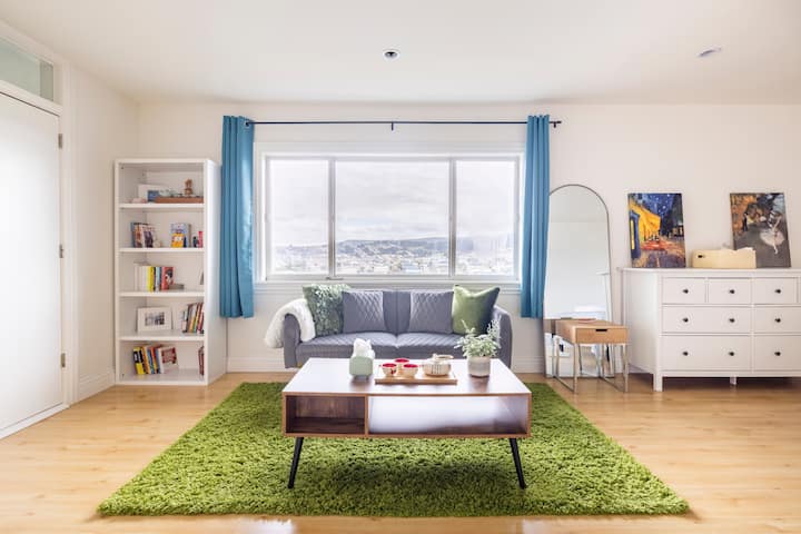 Hilltop Studio W/t Panoramic View, Garden, Parking - Parkmerced - San Francisco