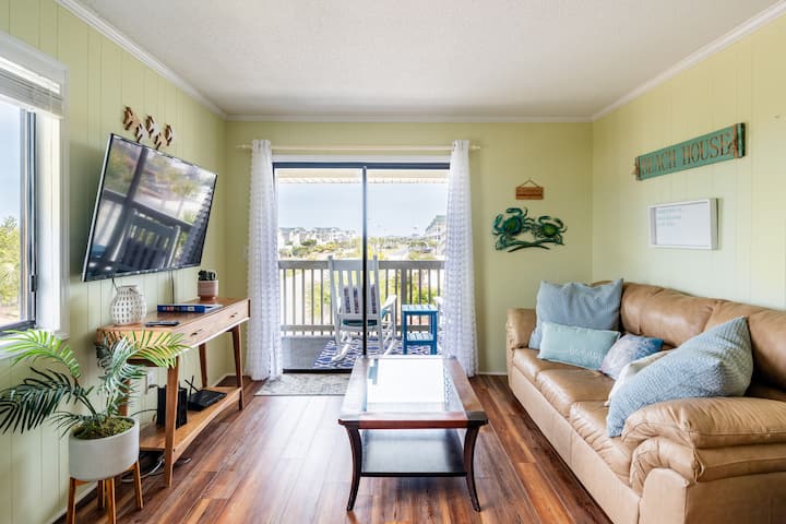 Footprints In The Sand - Ocean Isle Beach, NC