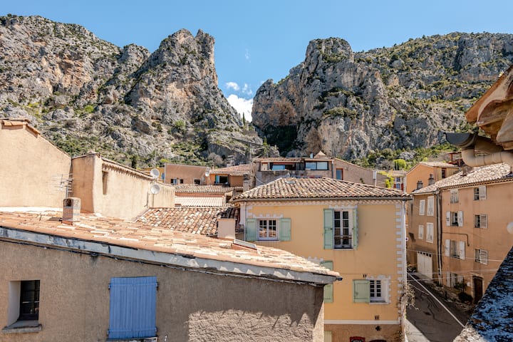 Diderot  Hotel Des Lumières - Les Salles-sur-Verdon