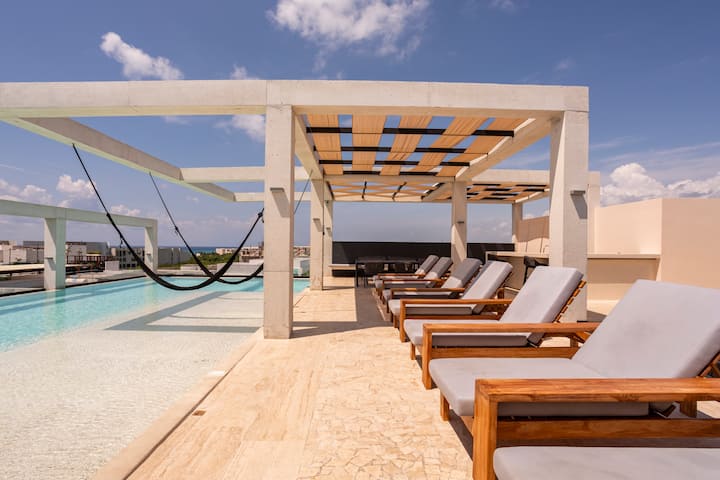 Modern Apt. Near Beach W/ Pool - Playa del Carmen