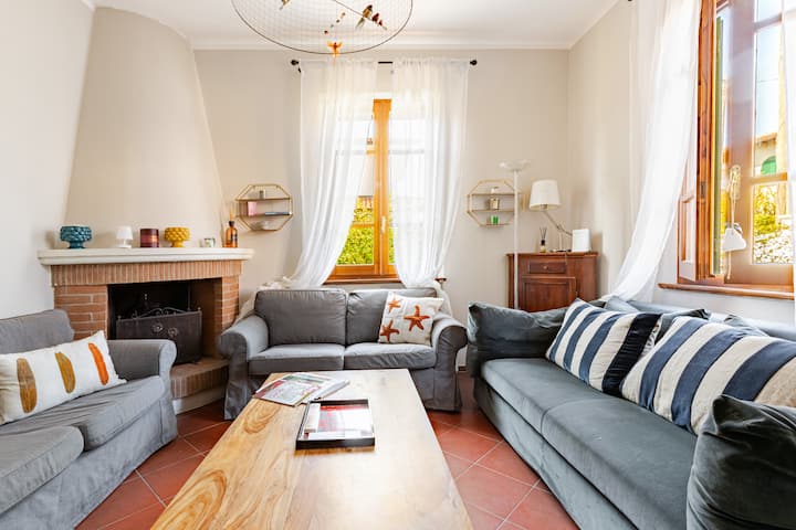 Villa Bifamiliare Centro - Forte dei Marmi