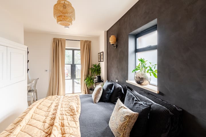 Annex With Private Entrance And Free Parking - Brighton & Hove