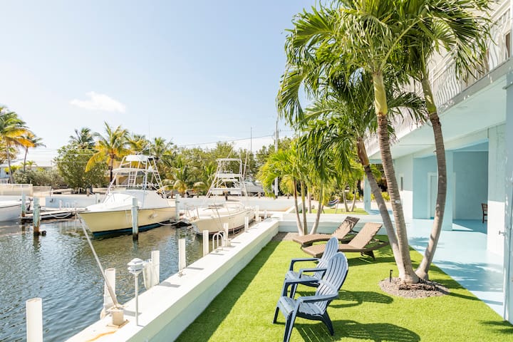 Breathtaking Waterfront Key Largo Boat Slip, Oasis - Key Largo