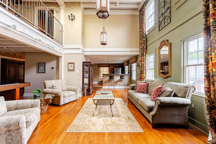 Amazing Athens Condo In Renovated Church! - Athens, GA