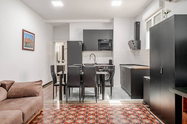 Bonito Apartamento En Centro Sevilla. - Sevilla