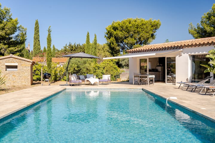 Coin De Paradis Avec Piscine - Le Beausset