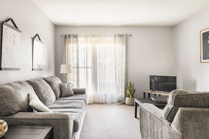 Home Sweet Home, Embrace Comfort & Relaxation 1 - Watertown, NY