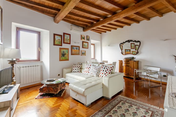 "1927" Typical-house - Italy