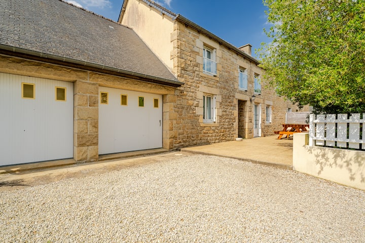 Grand Gite à La Campagne Avec Grande Salle De Jeux - Jugon-les-Lacs
