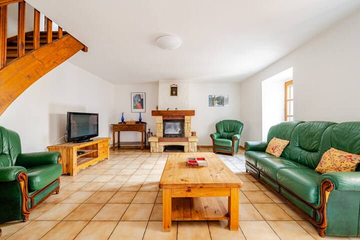 La Maison D'olt
Grand Gîte (6-8 Personnes) - La Canourgue
