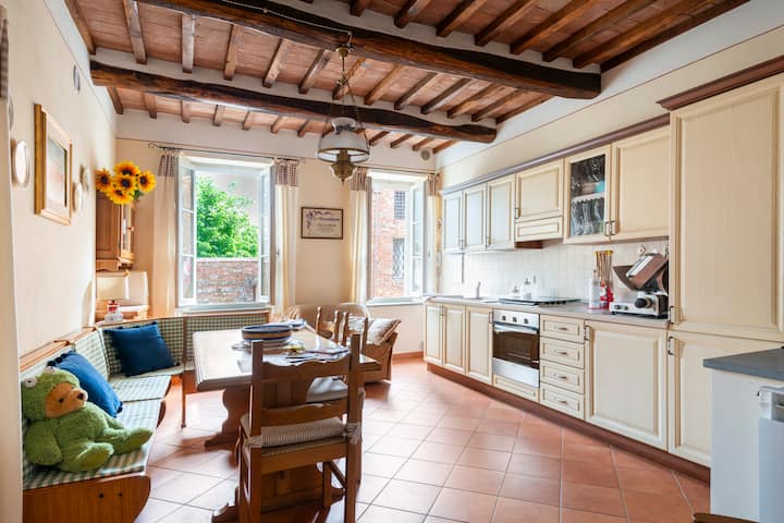 "Il Girasole" Una Chicca In Centro Storico - Umbria