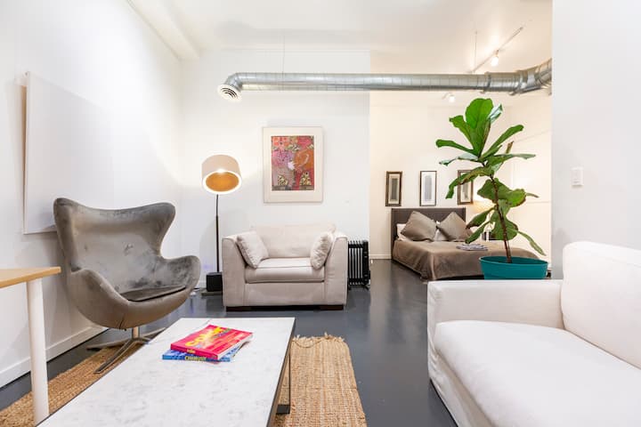 Affordable, Cool Artist Studio - Northalsted - Chicago