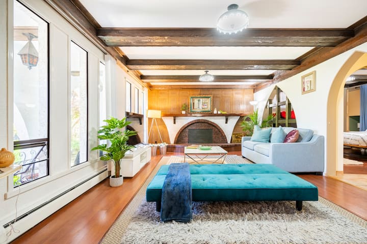 Charming Place + Private Garden - 6400