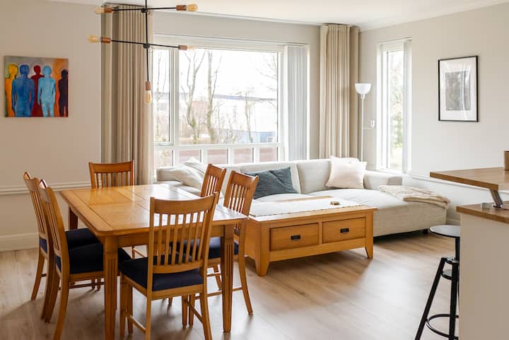 Family Friendly Bright Apartment - Reykjavík
