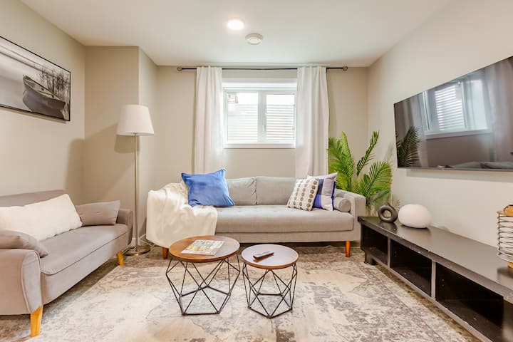 Home Away From Home. Close To The Yeg Airport - Edmonton