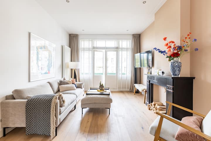 Spacious And Bright Apartment - Amsterdam