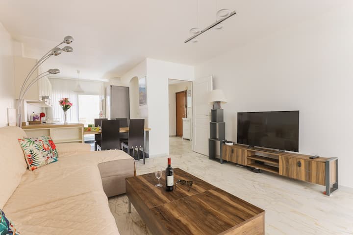 A 2 Pas De La Mer Et Vieille Ville | Parking Privé - Plage de la Salis - Antibes