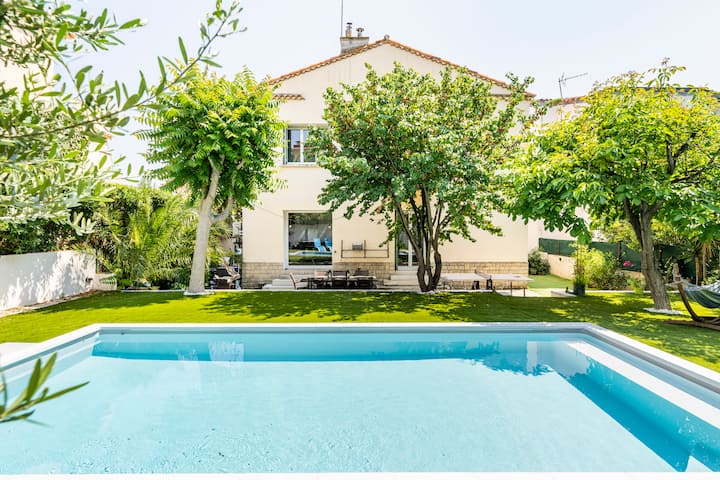 Magnifique Villa Au Bord De La Plage - Marseille