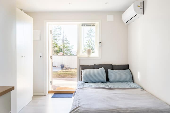 Cozy & Modern Studio | Quiet Area | Near Transit - Oslo