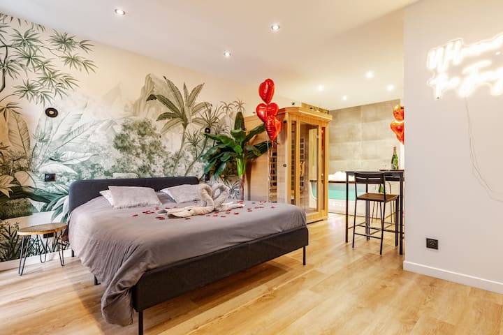 Canopée : Nuit Romantique Balnéothérapie Et Sauna - Nantes