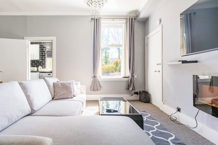 Bella Casa One - Largs