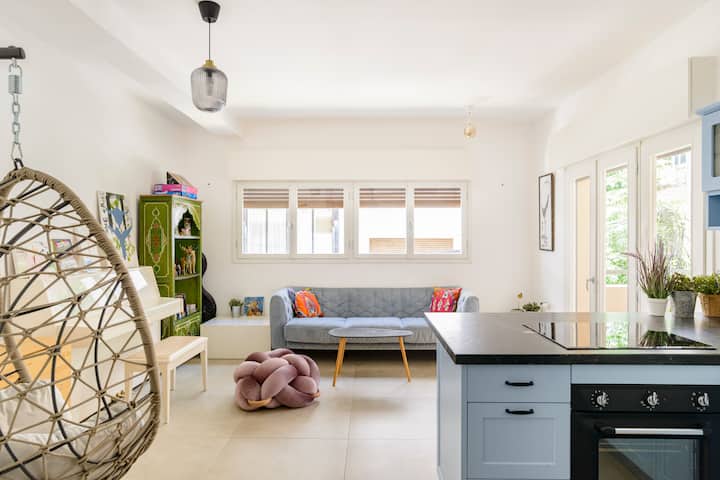 Beautiful Serene Bauhaus Apt. + Balcony - Tel Aviv-Yafo