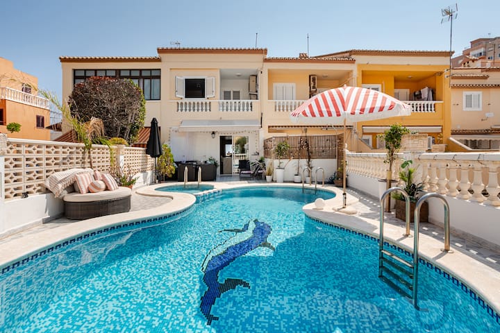 ¡A Pie De Playa Con Piscina Privada! - El Perelló